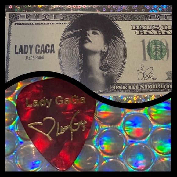 Lady Gaga | Other | Lady Gaga Concert 0 Confetti Mgm Red Guitar Pick ...